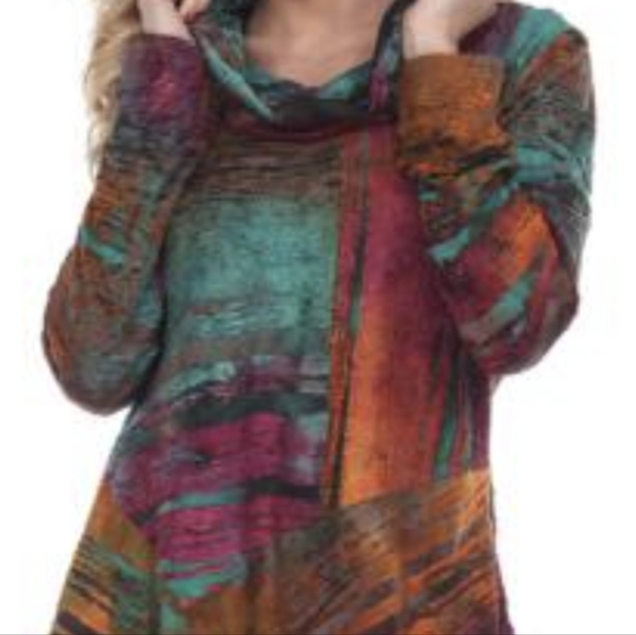 Rising International | Tops | Nwt Rising International Top | Poshmark